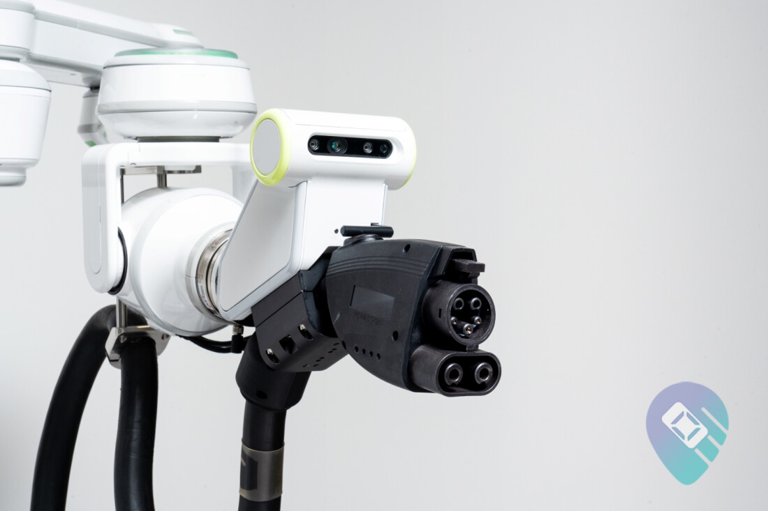 This Hyundai Robotic Charging Arm is Perfect for ‘Lazy’ EV Owners ...